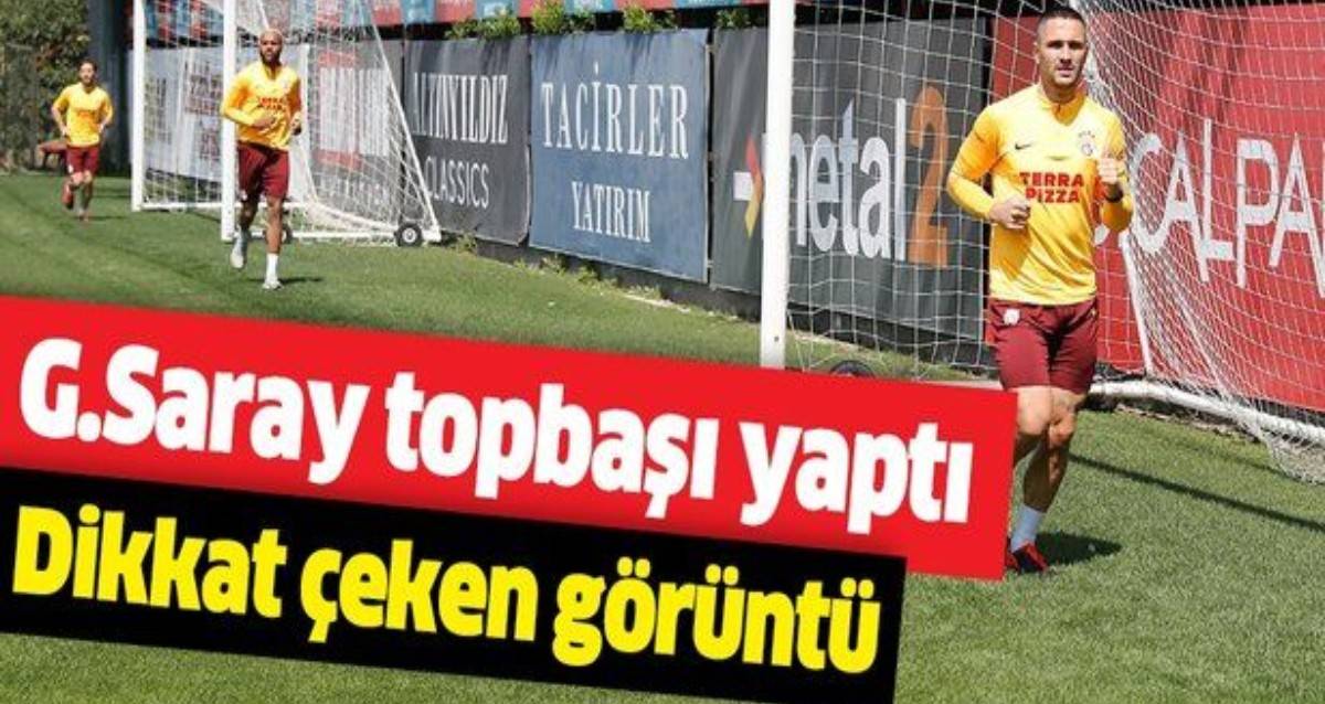 Son dakika: Galatasaray topbaşı yaptı! İdmanda dikkat çeken görüntü Son dakika: Galatasaray topbaşı yaptı! İdmanda dikkat çeken görüntü